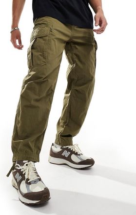 Superdry Pantalon parachute baggy - Vert olive br&ucirc;l&eacute;