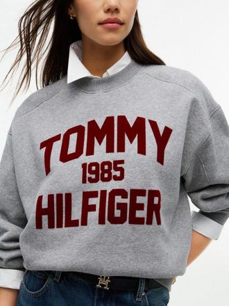 Tommy Hilfiger Sweatshirt VARSITY FLOCK RLXD SWT Baumwollmischung, relaxed fit