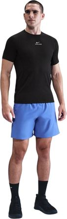 Nike Pro Oberteil f&uuml;r Herren, Dri-FIT, Anliegend (Schwarz/Wei&szlig;)