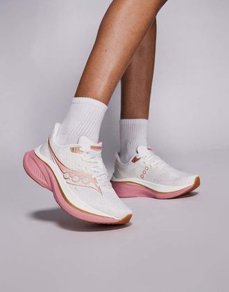 Saucony Endorphin Speed 5 - Lauf-Sneaker in Elfenbeinwei&szlig; und Malve-Rosa