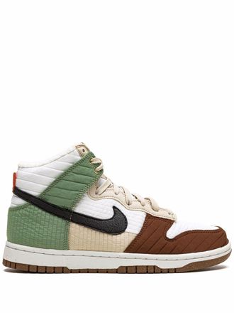 Nike baskets montantes Dunk LX Toasty - Vert