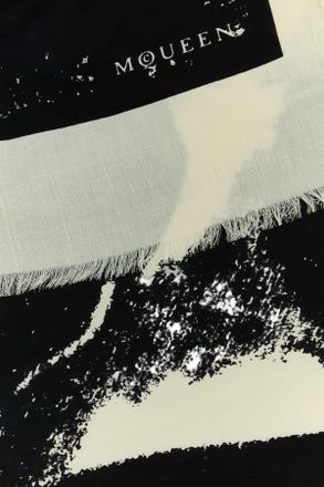 Alexander McQueen Ivoryblack Exterior: Silk Wool Sciarpe E Foulard Scarfs