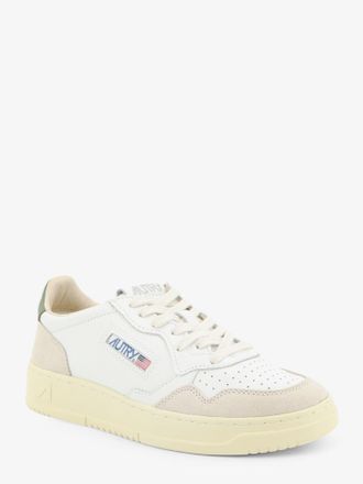 Autry Womens Sneakers Medalist Low Leather White Trainers