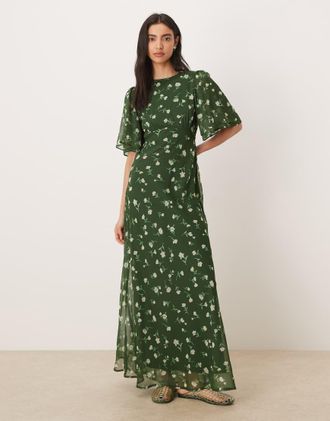 Wednesday's Girl Luftiges Midaxi-Kleid in Gr&uuml;n mit Blumenmuster und Flatter&auml;rmeln