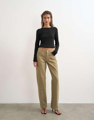 Topshop Ember Jeans mit niedrigem Bund, lockerem geradem Schnitt, in Sand-Schwarz