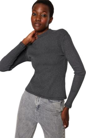 Trendyol Trendyol Damen Gerade Lange Ärmel Schlank Die Bluse