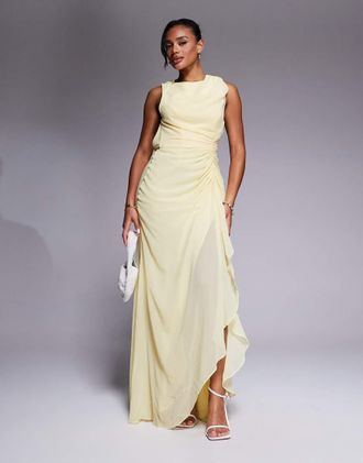 Asos Maxikleid in Blassgelb mit R&uuml;schen, R&uuml;ckenausschnitt und geraffter Taille