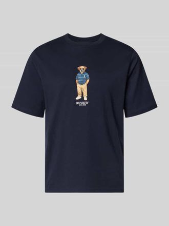 Review T-Shirt mit Motiv-Print und Rundhalsausschnitt