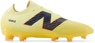 New Balance Unisexe Tekela Magia Low Laced FG V4+ en Beige/Orange/Bleu, Synth&eacute;tique, Taille 42.5