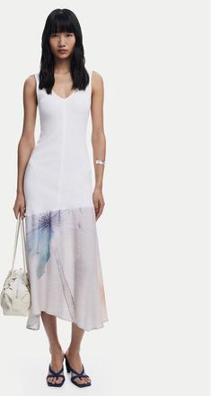 Desigual Kleid für den Alltag Dita 25WWVK38 Weiß Slim Fit
