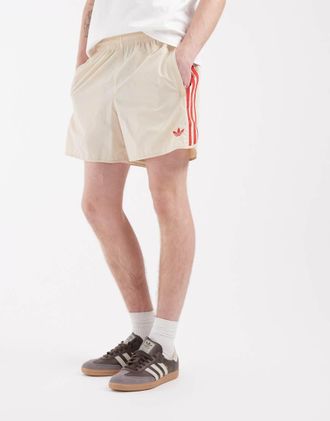 adidas Originals Sprinter - Shorts in Beige und Rot-Neutral