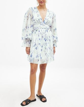 NA-KD Robe courte imprim&eacute;e &agrave; taille marqu&eacute;e - Bleu-multicolore