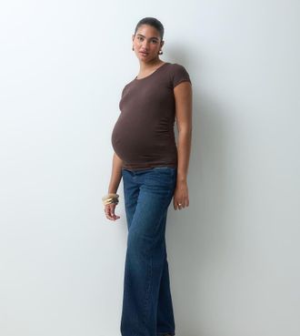 Mama Licious Mamalicious jean large de grossesse couvrant le ventre en denim bleu fonc&eacute;-bleu marine