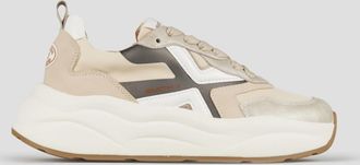 Alexander Smith Horizon Woman in beige nylon and platinum laminated