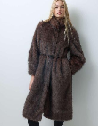 Vero Moda Mantel mit Stehkragen, Faux-Fur, Bindeg&uuml;rtel und in Braun