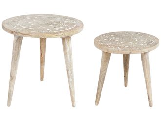 Beliani Beistelltisch 2er Set Mango Holz Hellbraun/wei&szlig; rund dreibeinig verziert Uday