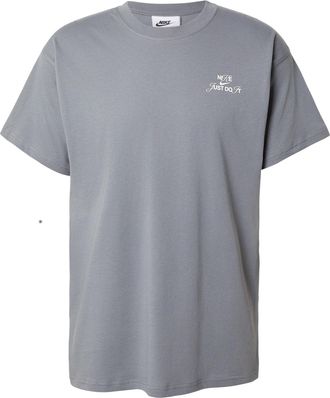 Nike T-Shirt
