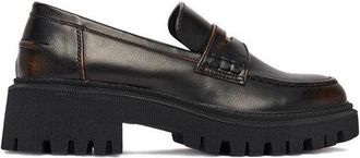 Jenny Slipper CEO-HY13027-17 Braun