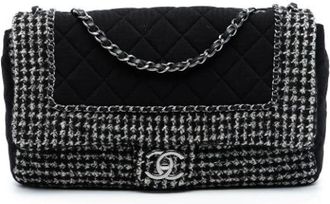Chanel Sac bandouli&egrave;re vintage doccasion - Femme - Pre-owned - Noir - Taille: ONE Size