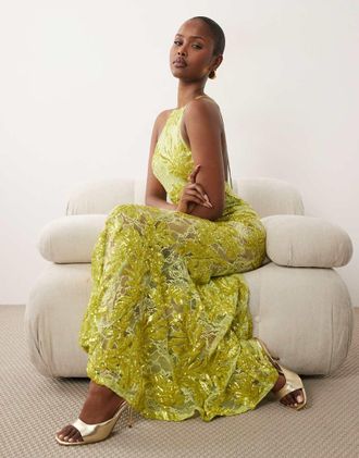 Asos Robe longue en dentelle ornement&eacute;e avec col montant et jupe ample &agrave; godets - Citron vert