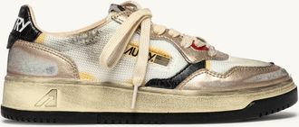 Autry SNEAKERS MEDALIST LOW SUPER VINTAGE AUS MESH IN WEISS WILDLEDER IN GOLD UND LEDER IN SCHWARZ