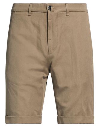 Lardini HOSEN & R&Ouml;CKE - Shorts & Bermudashorts auf YOOX.COM