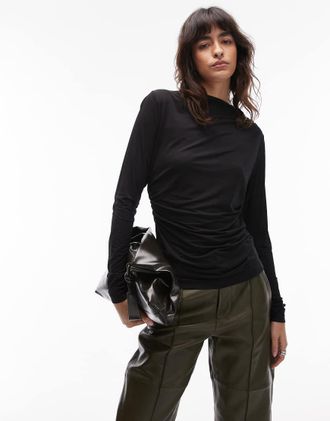 & Other Stories Top asym&eacute;trique fronc&eacute; &agrave; manches longues - Noir