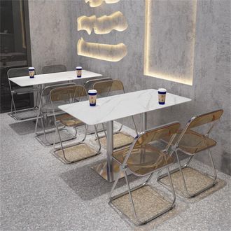 Generic Gastronomietisch, Industrieller Caf&eacute;-Esstisch: Tischplatte aus Edelstahl mit metallisch-kreidefarbener Oberfl&auml;che und Edelstahlgestell f&uuml;r Restaurants