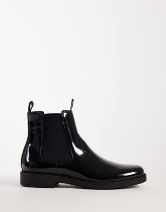 Asos Chelsea Boots mit zwei Zuglaschen in Schwarz