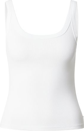 Levi's Top Essential
