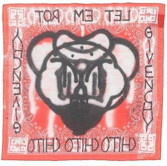 Givenchy ACCESSOIRES - &Eacute;charpes sur YOOX.COM