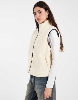 Levi's gilet zipp&eacute; &agrave; col chemin&eacute;e sherpa blanc