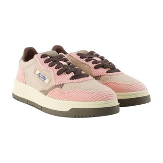 Autry Medalist Low Sneaker - Pink