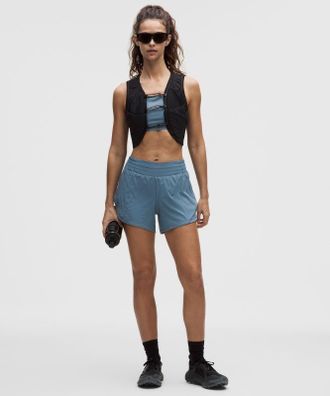 lululemon Hotty Hot Shorts mit hohem Bund und Liner f&uuml;r Frauen - 10 cm - Gr&ouml;&szlig;e 10 in Steel Blue