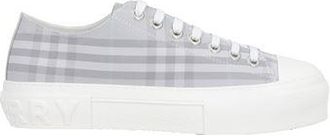 Burberry CHAUSSURES - Sneakers sur YOOX.COM
