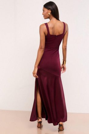 Lipsy Satinkleid Lipsy Maxi-Brautjungfernkleid aus Satin, Regular (1-tlg)