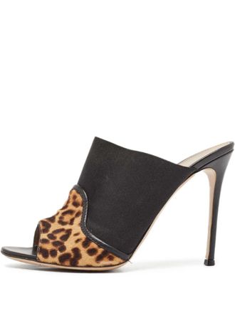 Gianvito Rossi sandales Alise 110 mm &agrave; imprim&eacute; l&eacute;opard - Bleu