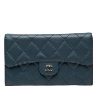 Chanel Portefeuille matelass&eacute; en cuir dagneau Pre-owned - Femme - Pre-owned - Bleu - Taille: ONE Size