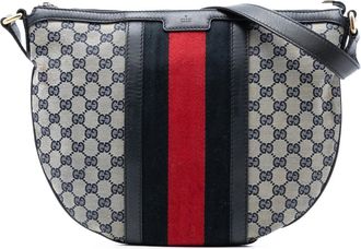 Gucci Hobo Bags - Medium GG Canvas Web Half Moon Crossbody - Gr. unisize - in Braun - f&uuml;r Damen