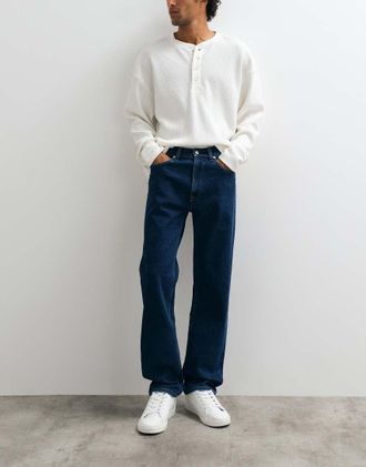 Calvin Klein Jeans gerade Jeans mit normalem Bein in Dunkelblau