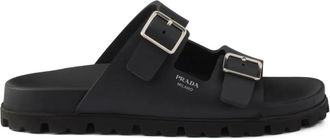 Prada sandales &agrave; boucle - Noir