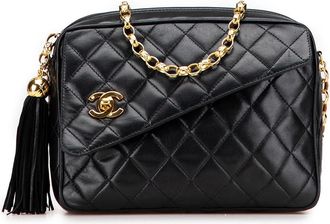 Chanel Hobo Bags - CC Quilted Lambskin Tassel Camera Bag - Gr. unisize - in Schwarz - für Damen