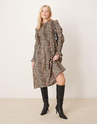 Vero Moda Robe longue froncée à manches longues - Léopard-Multicolore