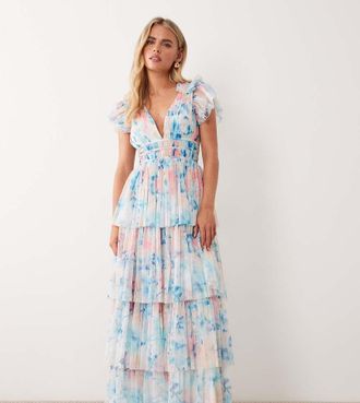 Lace & Beads Petite Robe longue en tulle imprim&eacute; fleuri avec jupe et bretelles &agrave; volants - Bleu-Multicolore