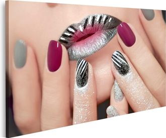 Islandburner Bild auf Leinwand Lippen Und Nägel Mit Glitzer Beauty Salon Nagelstudio Bilder Wandbilder Poster