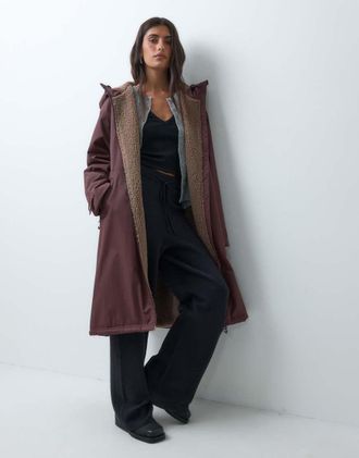 Asos manteau de pluie long avec doublure en imitation peau de mouton couleur champignon-Marron