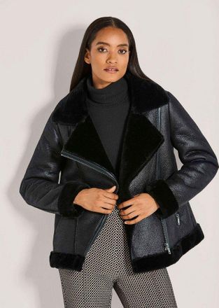 Madeleine Outdoorjacke Edle Bikerjacke mit Reverskragen Asymmetrischer Rei&szlig;verschluss, weiches Innenfutter, lange &Auml;rmel