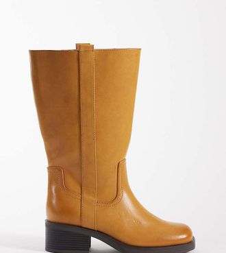 Asos Curve - Cherry - Bottes camionneur &agrave; enfiler - Fauve-Brown