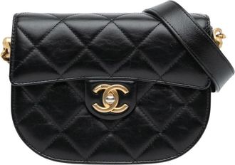 Chanel Pre-owned 19 Sac bandouli&egrave;re matelass&eacute; en cuir dagneau - Femme - Pre-owned - Noir - Taille: ONE Size