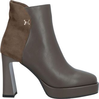 Laura Biagiotti SCHUHE - Stiefeletten auf YOOX.COM